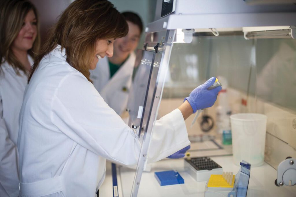 Canadian BioMolecular Science Information